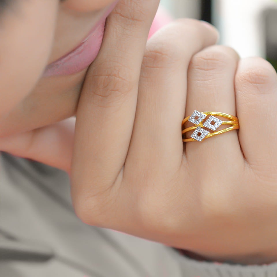 Ring- Top Five Reasons Why People Wear a Ring on Their Fingers
