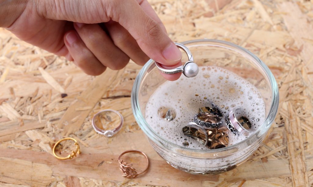 How to Clean Gold-Plated Jewelry? - DishiS Designer Jewellery